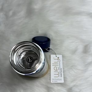 Welly | Kitchen | Welly Insulated Bamboo Infused Water Bottle | Poshmark